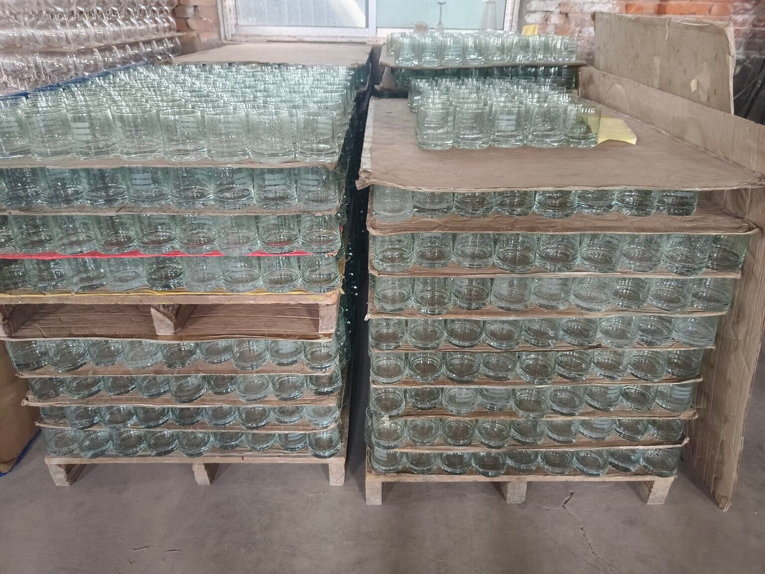 Glassware Manufacturer & Wholesaler